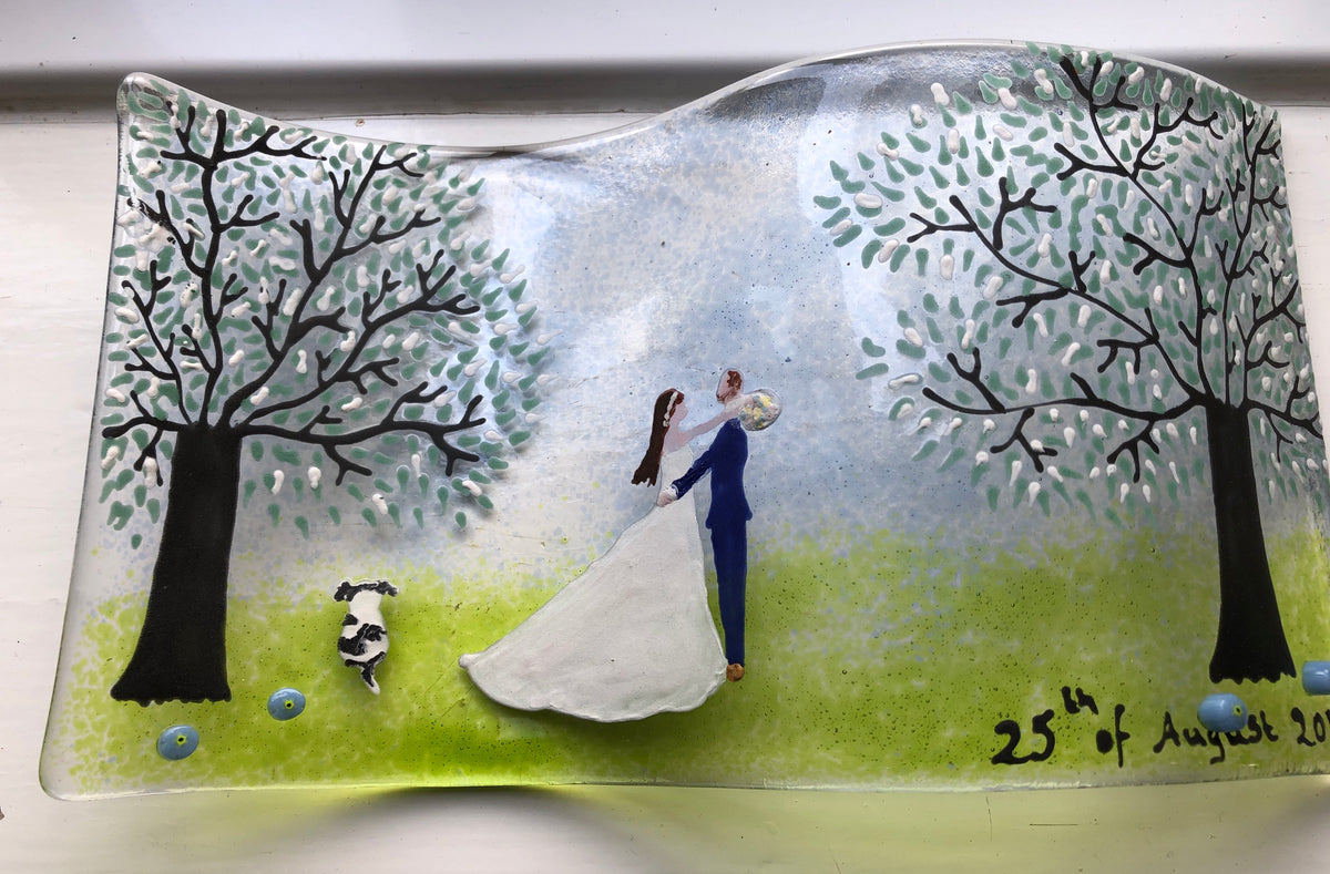 Fused Glass Bride and Groom self standing glass – Ally Glass